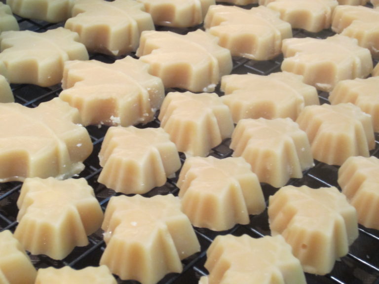 Making candy and cream | Massachusetts Maple Producers Association